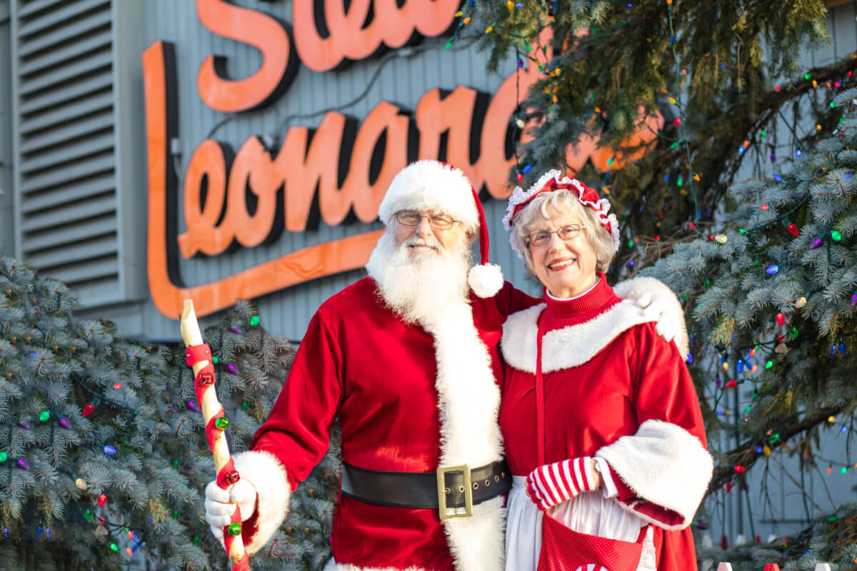 Spot Santa in Westchester: Pictures, Breakfast, and More