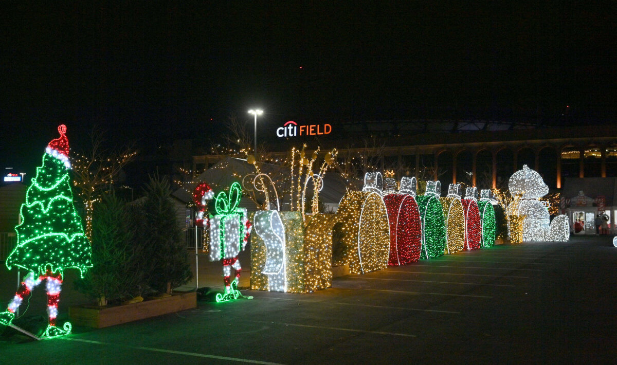 Holiday Magic at the Amaze Light Festival – Westchester Family